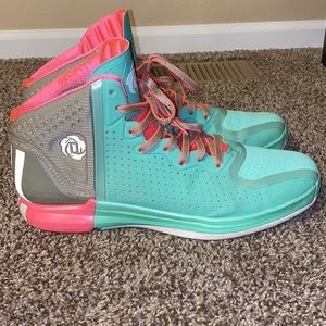 adidas | Shoes | Drose 4 Boardwalk | Poshmark